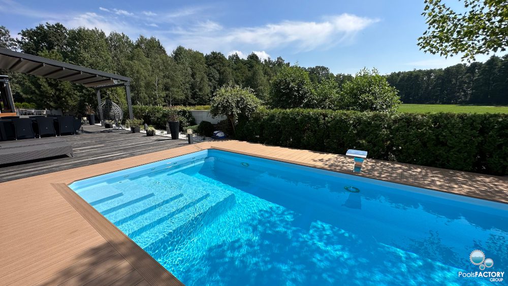 Wie geht man mit trübem Wasser im Pool um? - Poolsfactory